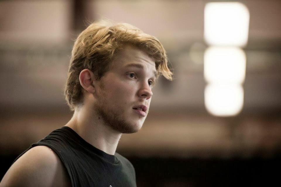 2CWDU: Wow Wednesday ... Dancer Rian Thompson ...